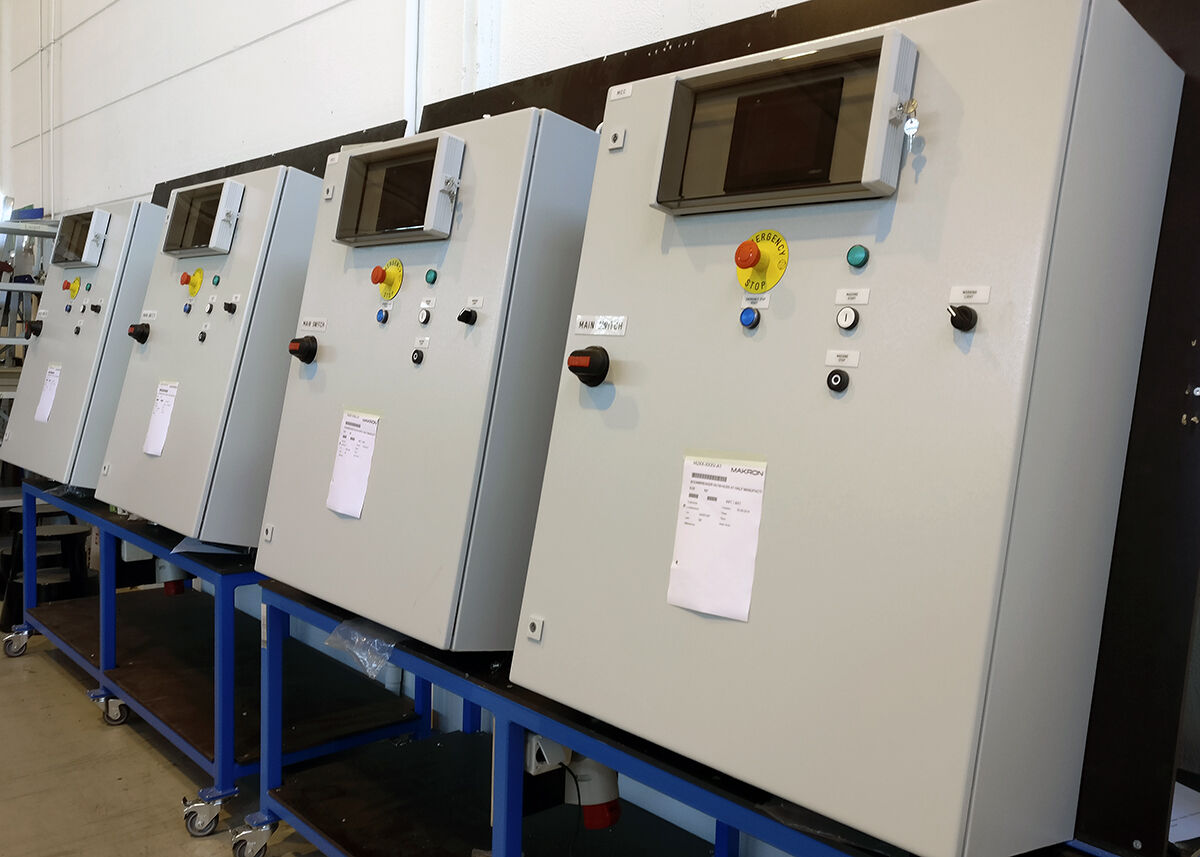 Control cabinets for challenging conditions | Makron